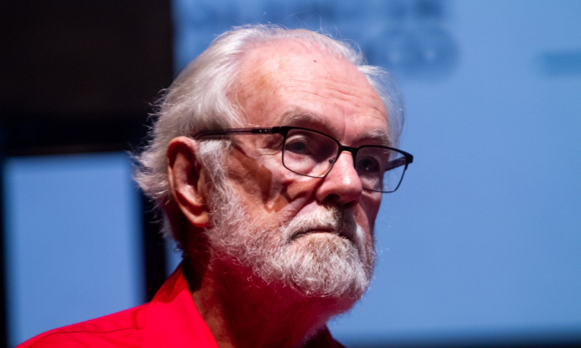 Entrevista a David Harvey: "Marx va pensar que per canviar el món ...